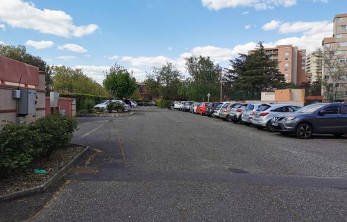 Parking aérien dans résidence sécurisée à Croix de Pierre n°1 - Annonce N°11209